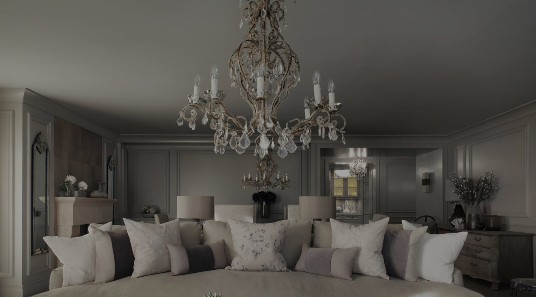 Chandelier Boutique - Luxurious Contemporary & Traditional Lighting